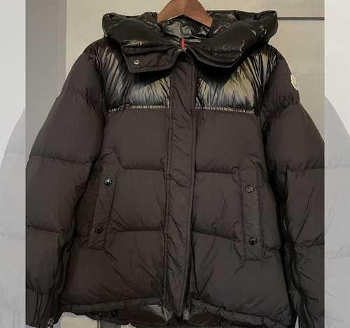 Пуховик moncler женский 46