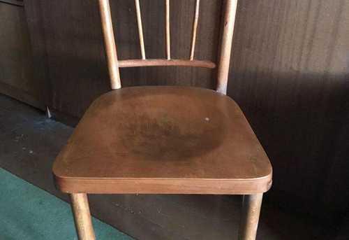 Продам стул деревянный