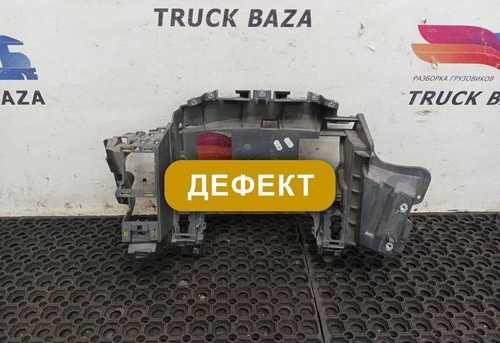 7482256727 Рамка панели приборов Renault T