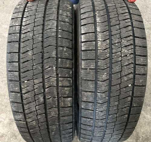 Bridgestone Blizzak VRX2 225/45 R18