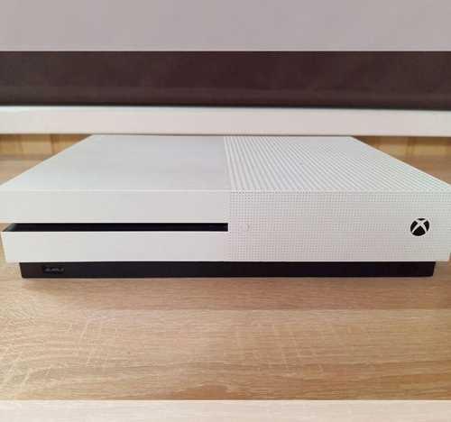 Microsoft Xbox One S, 500 ГБ