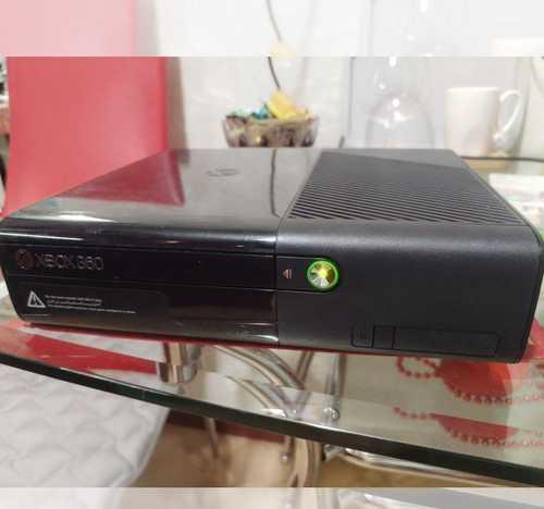 Xbox 360е 320gb