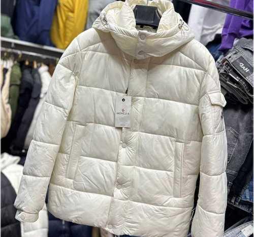 Пуховик Moncler