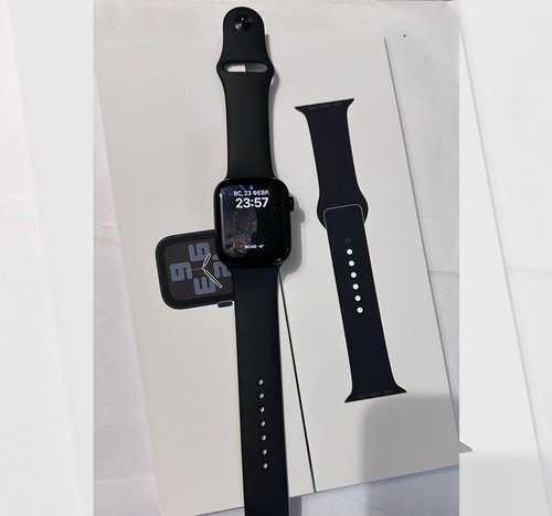 Часы apple watch se2 44 mm