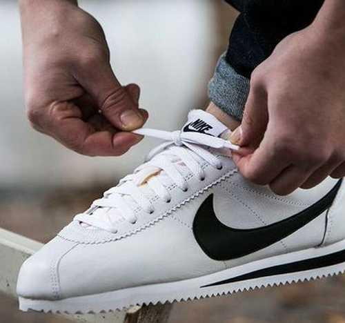 Кроссовки Nike Cortez White Black Swoosh SW2