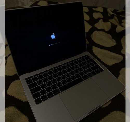 Macbook pro 13 2017 i5