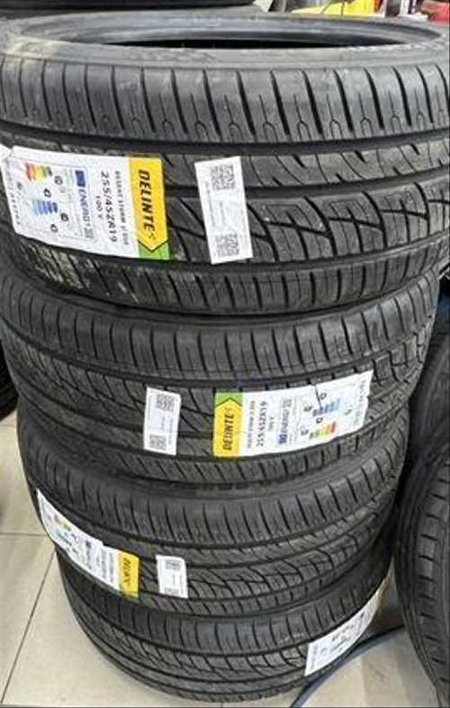 Delinte DS8 Desert Storm II 255/45 R19