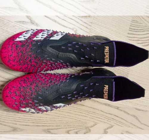 Бутсы adidas predator 39