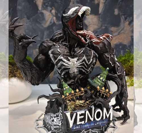 Фигурка Venom Веном