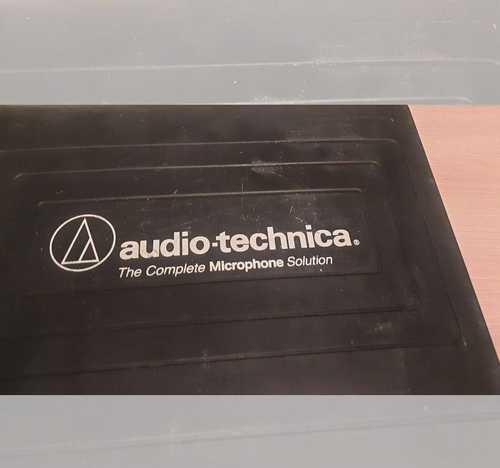 Audio-technica микрофон и приемник