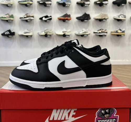 Nike Dunk Low Panda