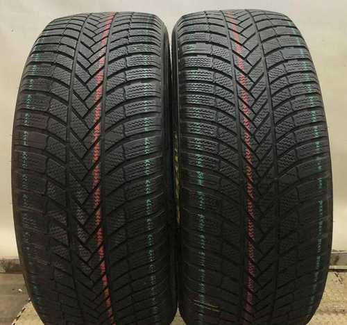 Bridgestone Blizzak LM005 RFT 255/45 R19 104V