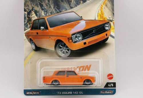 Hot Wheels Premium 73 Volvo 142 GL Canyon Warriors