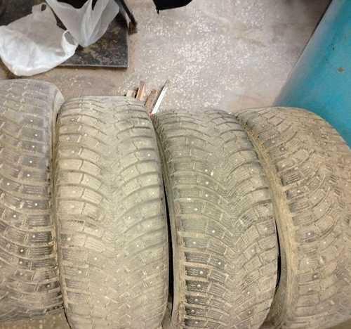 Michelin Agilis X-Ice North 22/5 R17 101