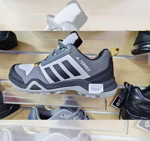 Зимние кроссовки adidas terrex