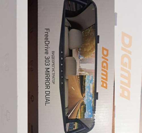 Видеорегистратор FreeDrive 303 Mirror Dual (Digma)