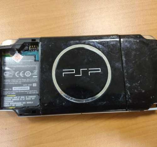 Неисправная Sony psp3004 (не включается)