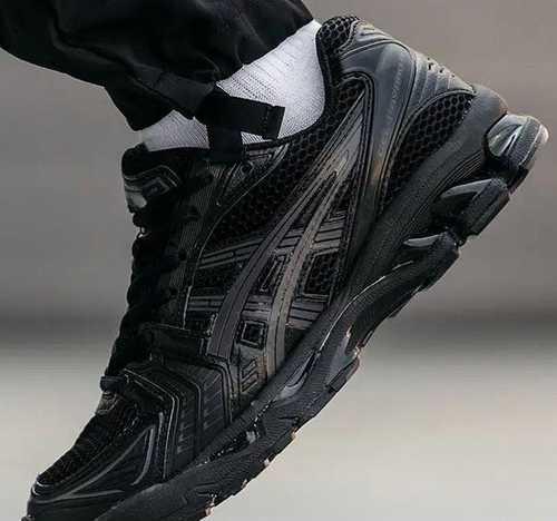 Asics Gel Kayano 14 "Triple Black Silver"