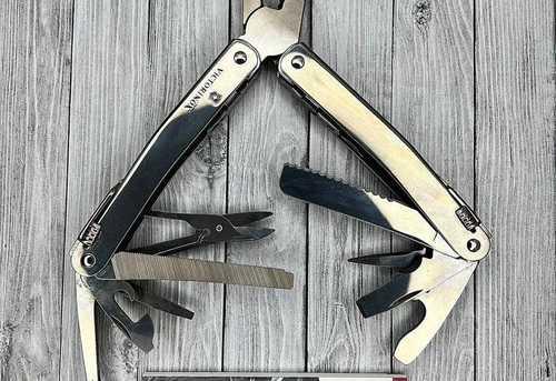 Мультиинструмент Victorinox Spirit XS 3.0227.L