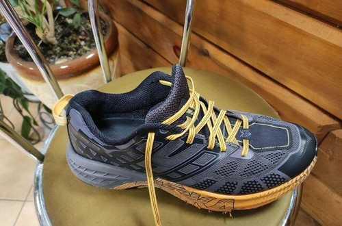 Кроссовки Hoka one one