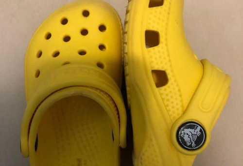 Crocs тапочки детские для бассейна