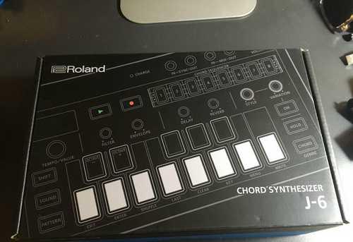 Синтезатор Roland J-6