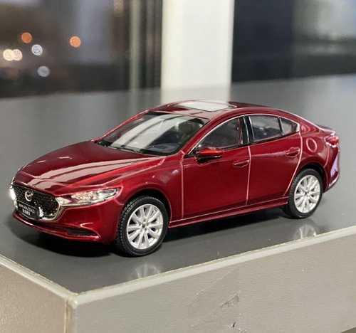 Mazda 3 1:43