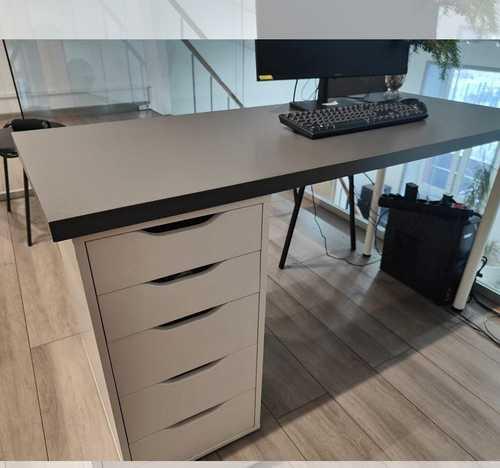 Письменный стол лагкаптен IKEA