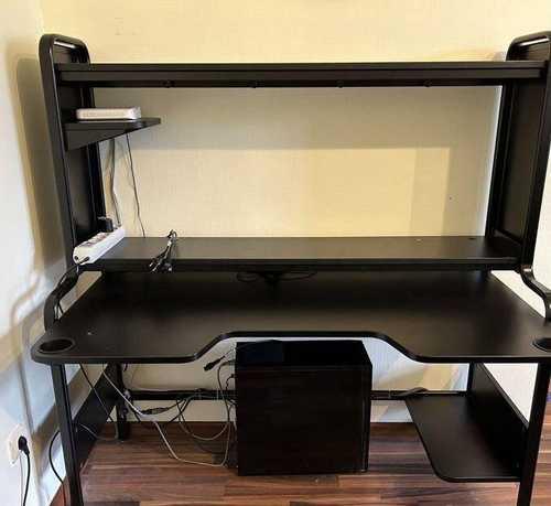 Компьютерный стол фредде икеа черный