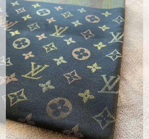 Палантин (платок) Louis Vuitton