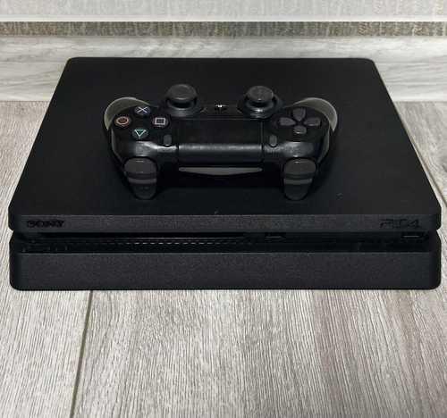 Sony playstation 4 slim