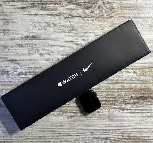 Apple watch se 44mm Nike