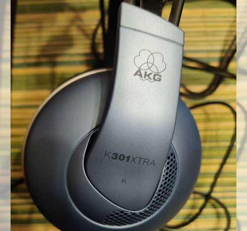 AKG K301 Xtra