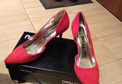 Туфли женские 38 размер, красные, замшевые