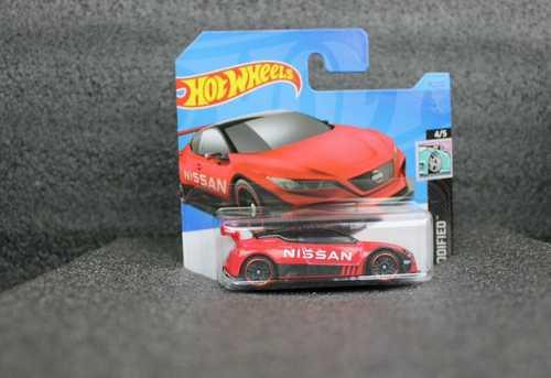 Hot Wheels nissan leaf nismo RC 02