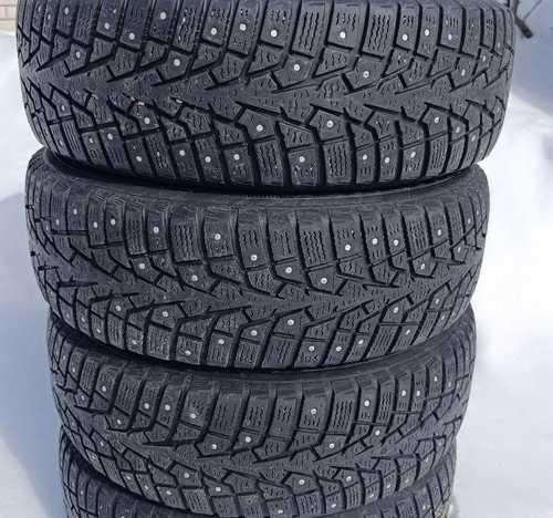 Maxxis ArcticTrekker NP3 195/65 R15 95T