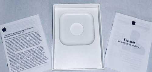 Коробка от проводных наушников Apple EarPods