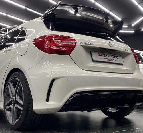 Диффузор в стиле A45 Amg для Mercedes A-class