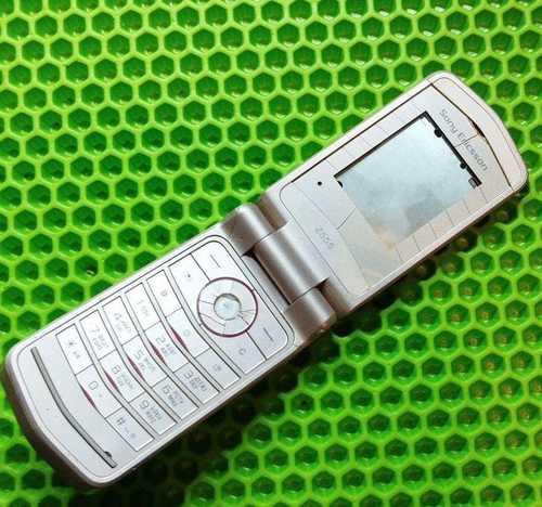 Sony Ericsson Z555i. Корпус. Оригинал