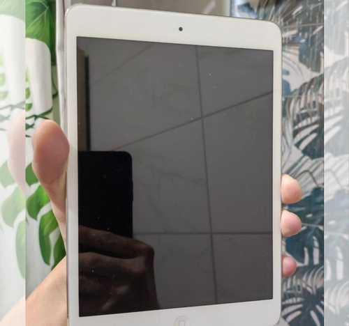 iPad mini 1432