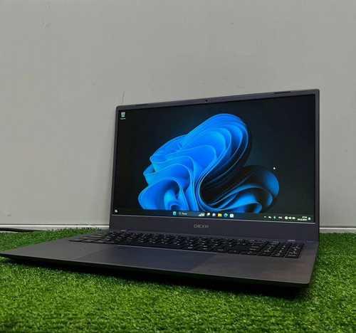 Ноутбук Dexp Core i3-1215U/8GB/256GB/UHD Graphics