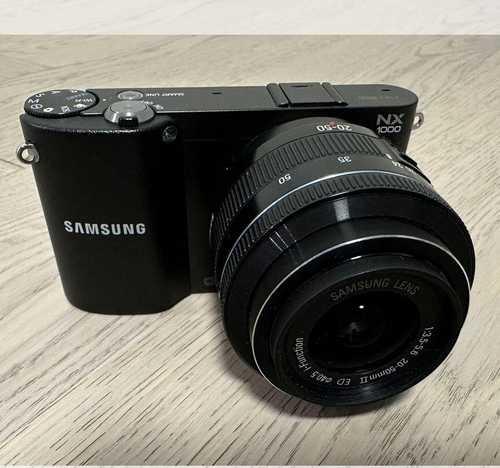 Беззеркальный фотоаппарат Samsung NX1000