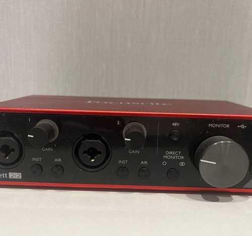 Звуковая карта focusrite Scarlett 2i2 3rd Gen