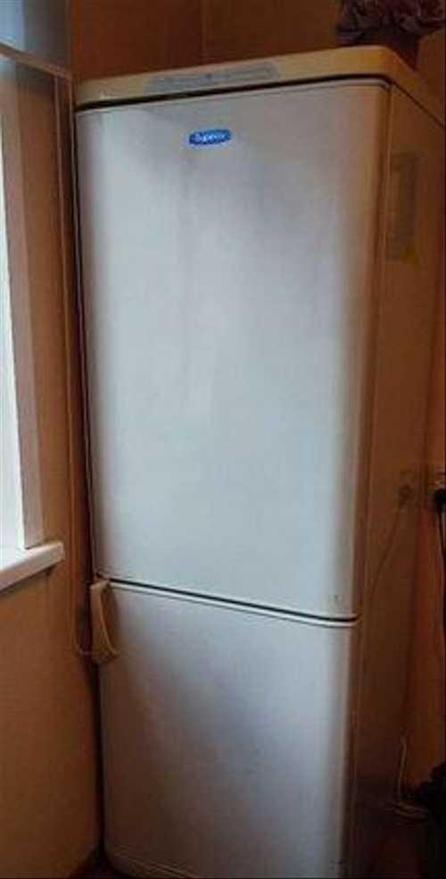 Холодильник Бирюса 133к бу