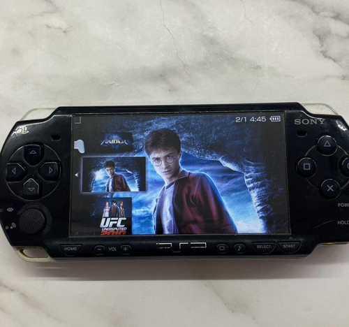 Sony PSP 2008 прошитая   50 игр