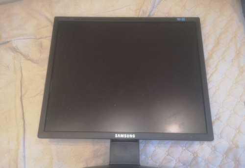 Монитор Samsung SyncMaster943N