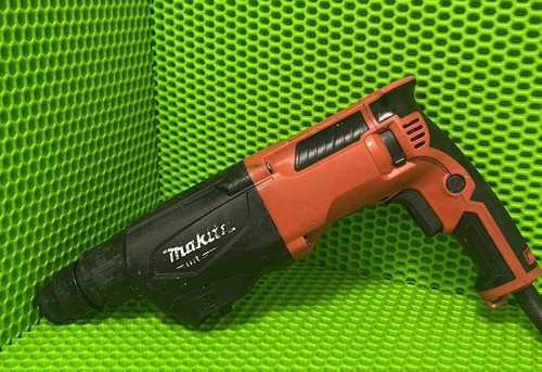 Перфоратор Makita M8701