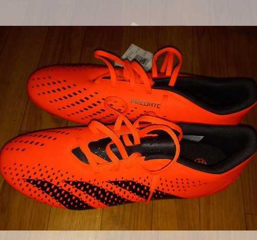 Бутсы Adidas Predator