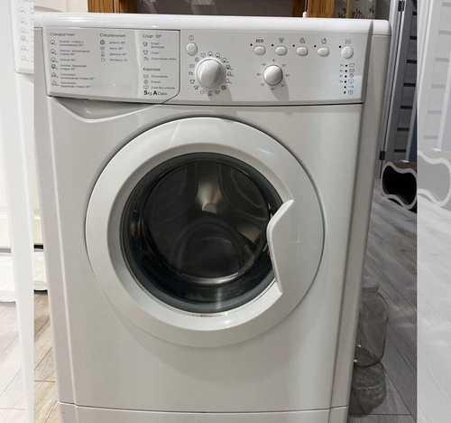 Стиральная машина indesit 5кг