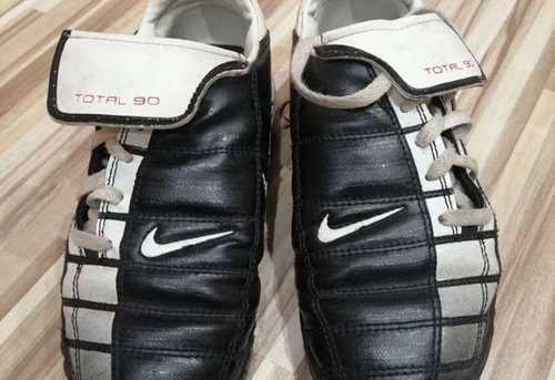 Бутсы Nike 32 размер
